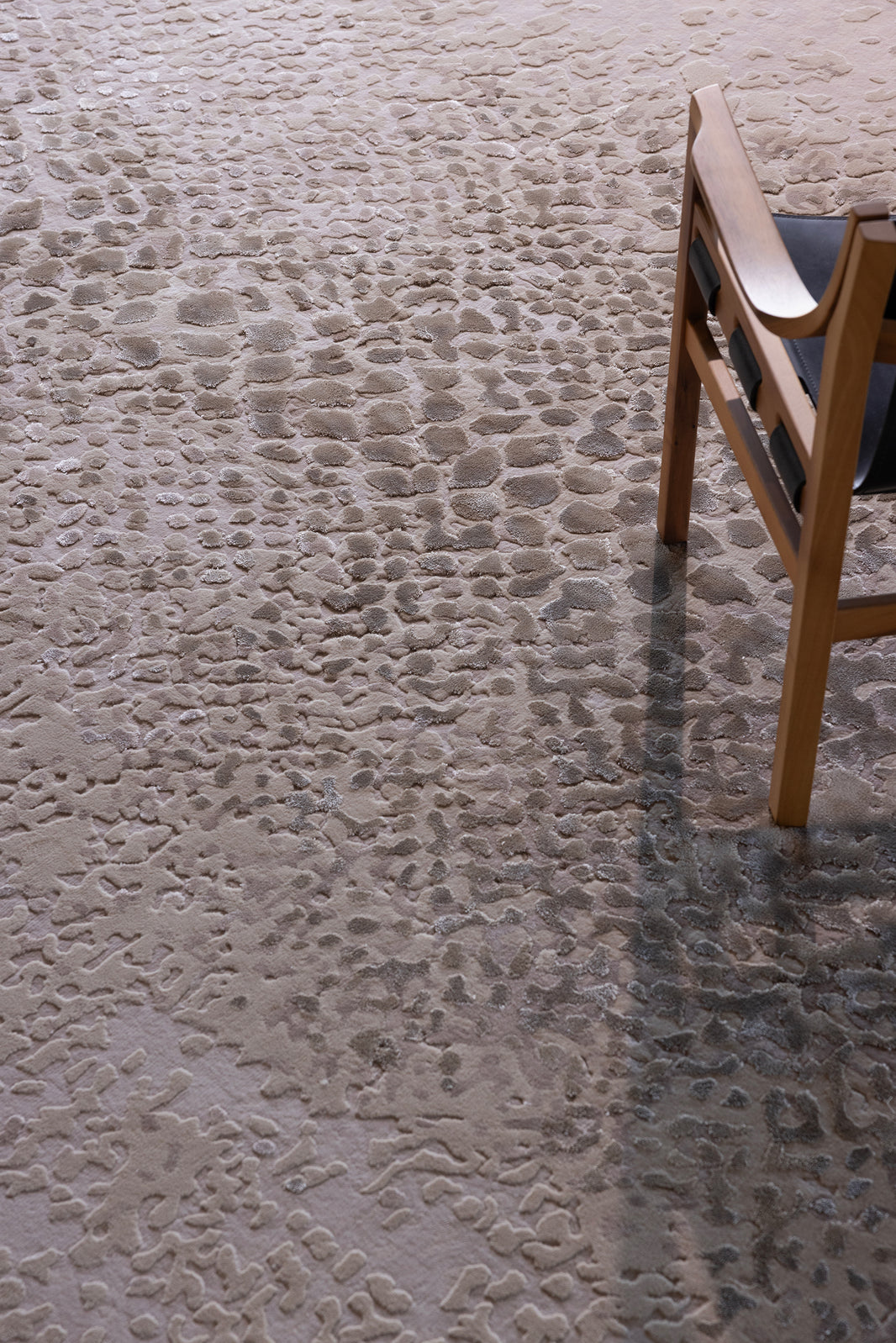Handcrafted & Designer Carpets and Rugs Manufacturers in Dubai | Zuma ...