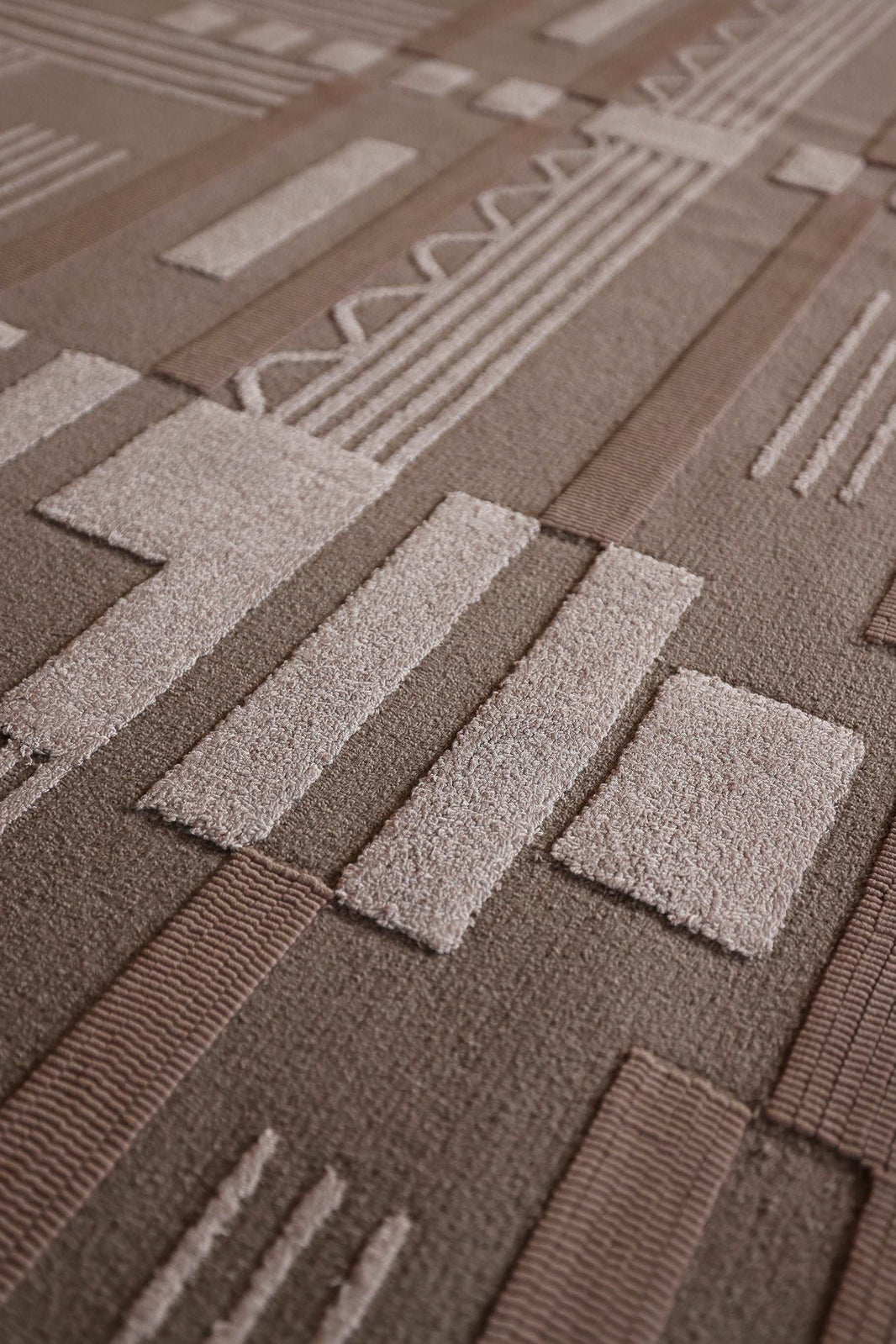 Handcrafted & Designer Carpets and Rugs Manufacturers in Dubai | Zuma ...