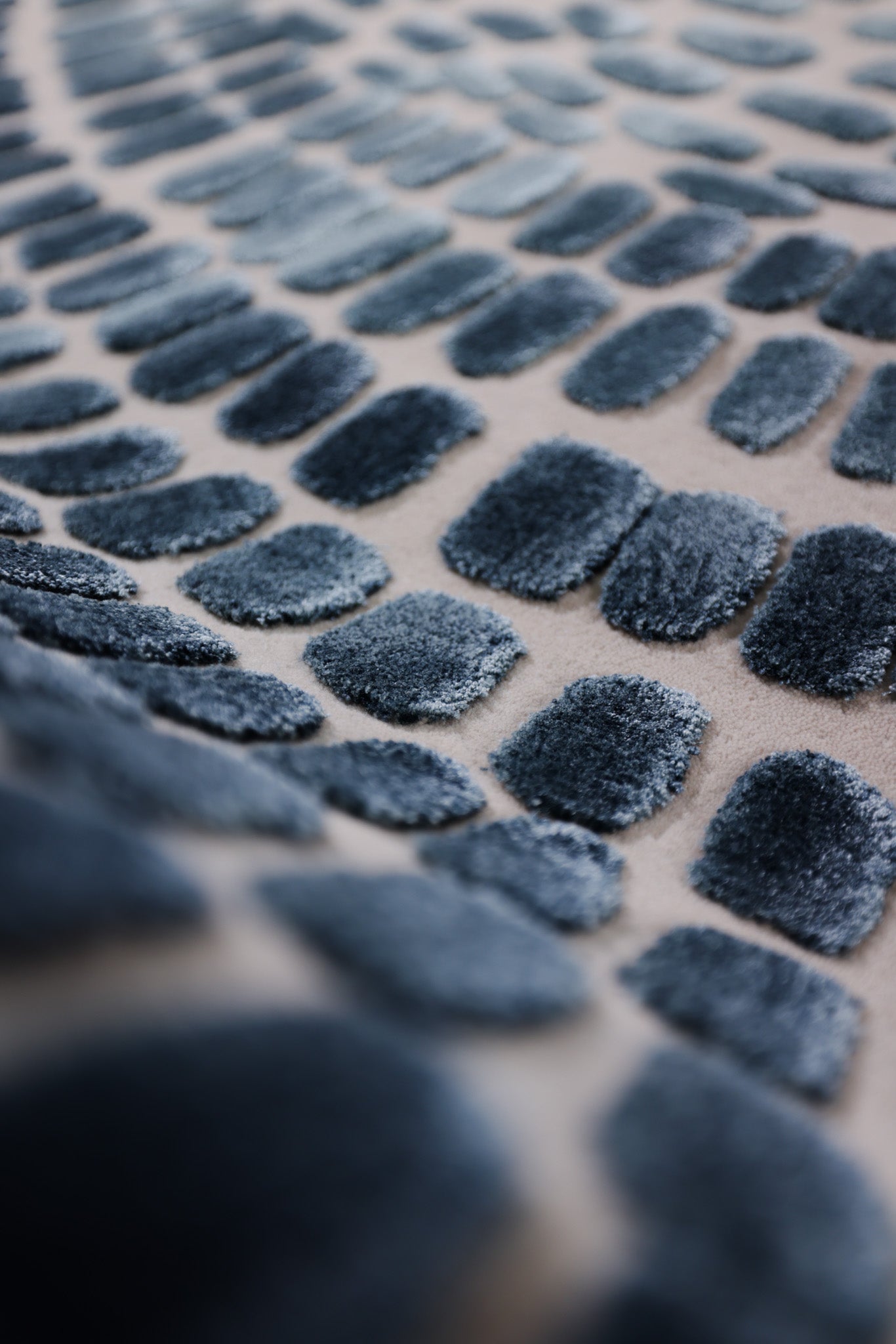 Handcrafted & Designer Carpets and Rugs Manufacturers in Dubai | Zuma ...