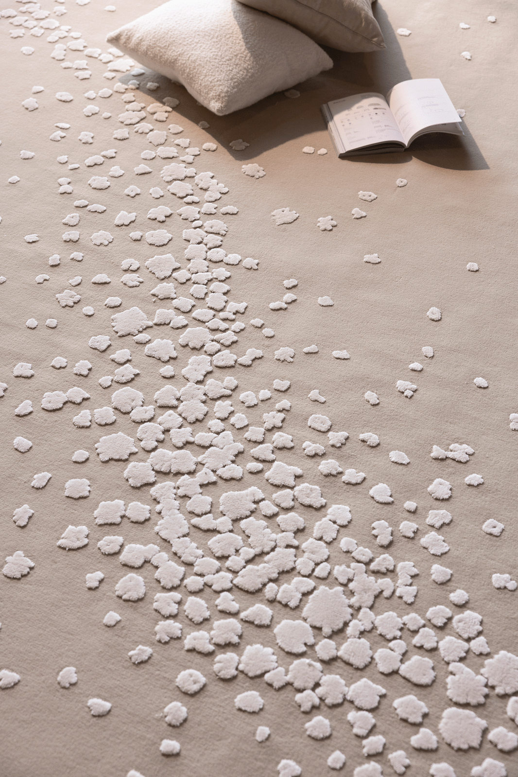 Handcrafted & Designer Carpets and Rugs Manufacturers in Dubai | Zuma ...