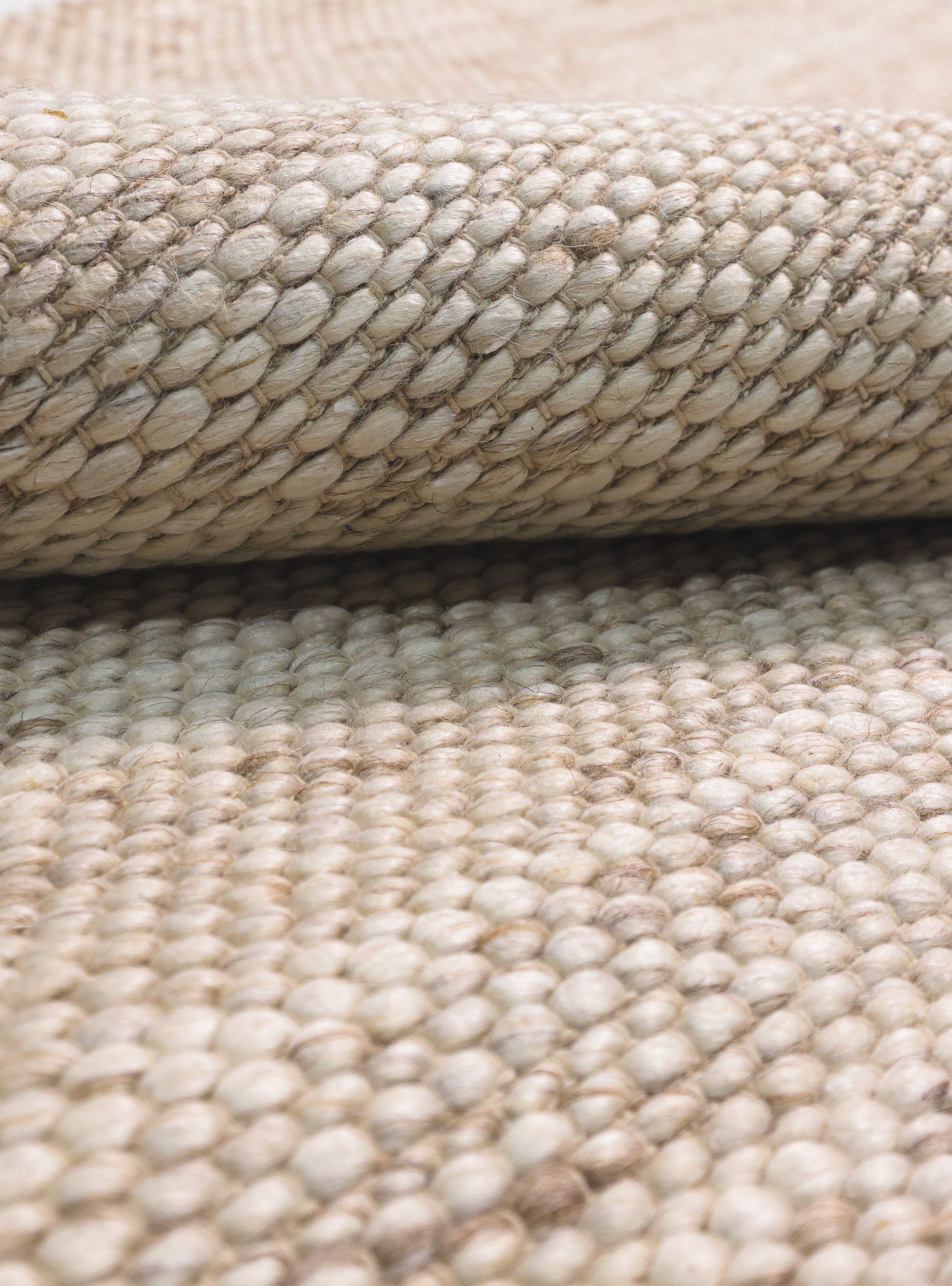 Buy Loom Collection Carpets Online - Zuma Dubai, UAE