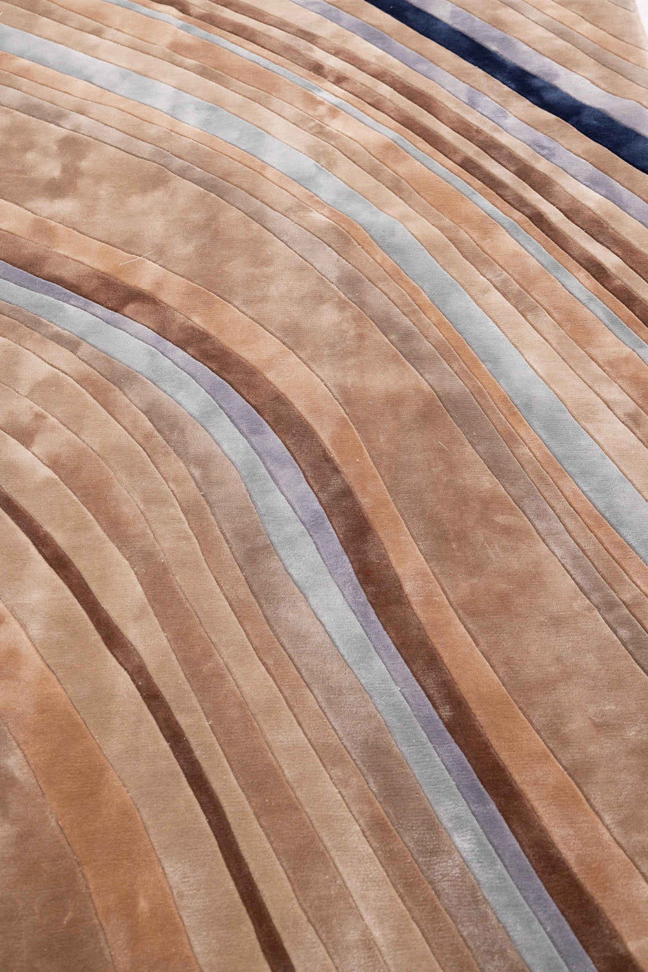 Handcrafted & Designer Carpets and Rugs Manufacturers in Dubai | Zuma ...